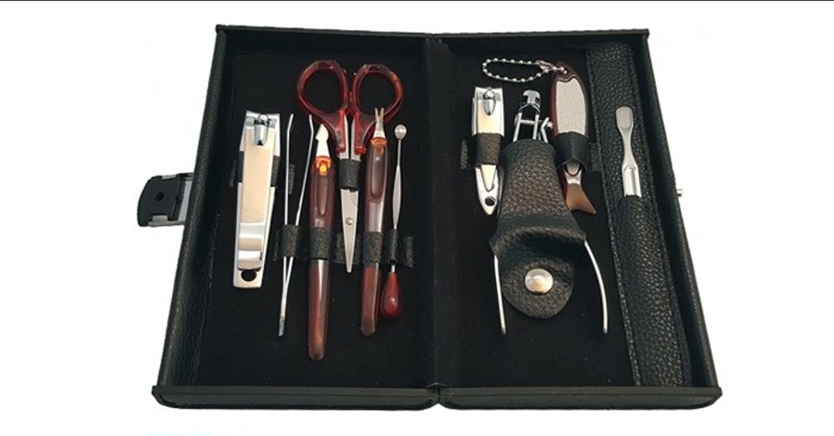 Deluxe 10 Piece Manicure Set with Carrying Case