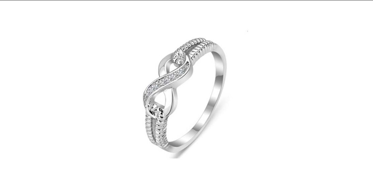 18kt White Gold Cubic Zirconia Infinity Ring