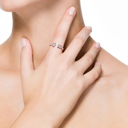 14k Gold Kate Royalty Ring - 3 Finishes